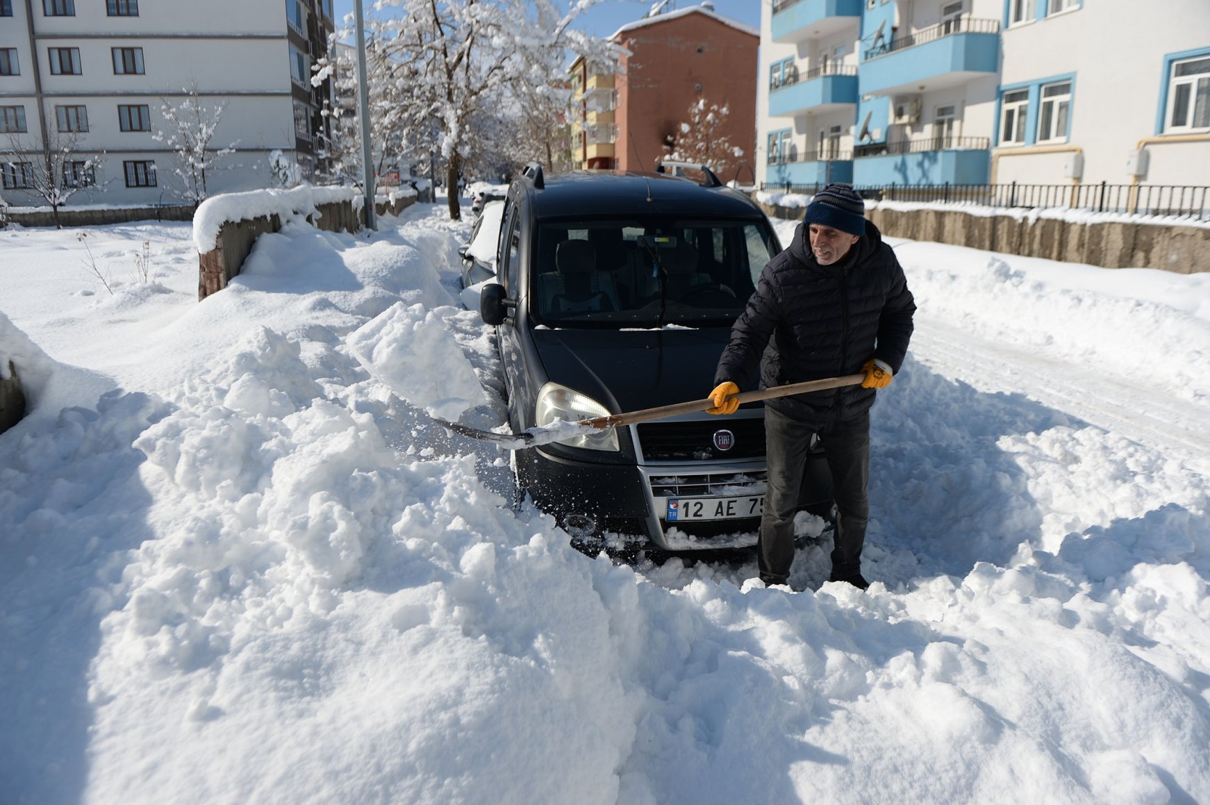 Winter storms, snowfall hit large parts of Turkey | Daily Sabah
