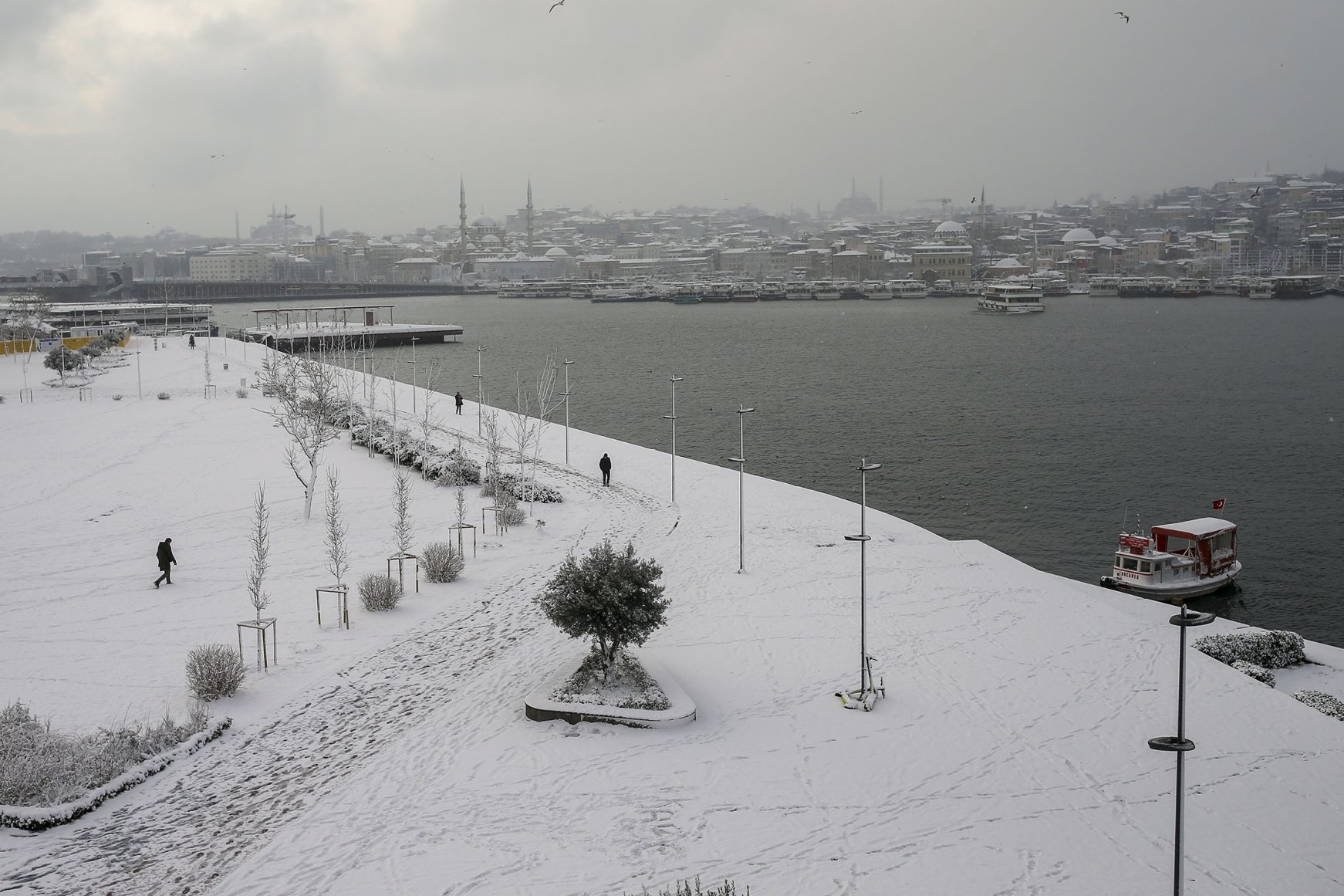 Winter storms, snowfall hit large parts of Turkey | Daily Sabah
