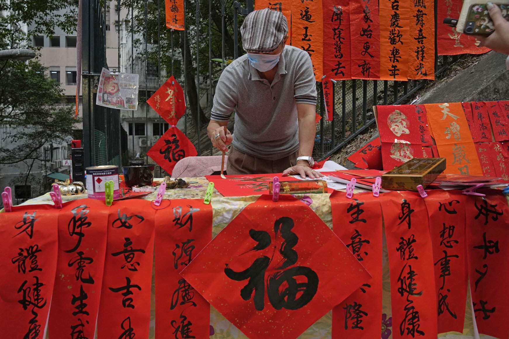Hong Kong's Lunar New Year calligraphy | Daily Sabah