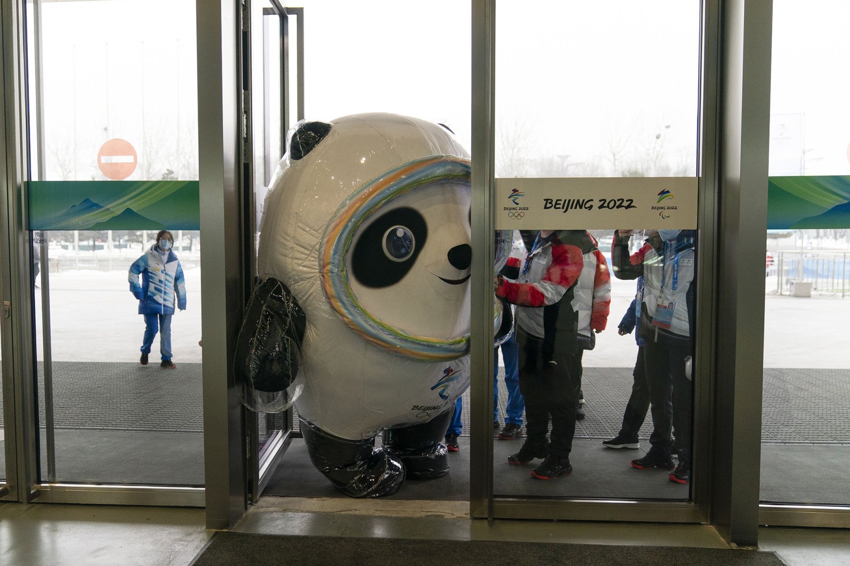 Panda Bing Dwen Dwen: Mascot madness takes over Beijing Olympics ...