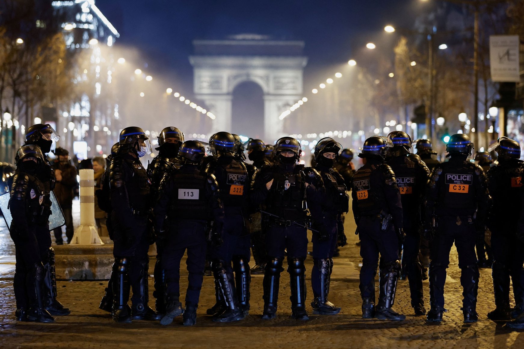 Paris police disperse so-called 'Freedom Convoy' | Daily Sabah