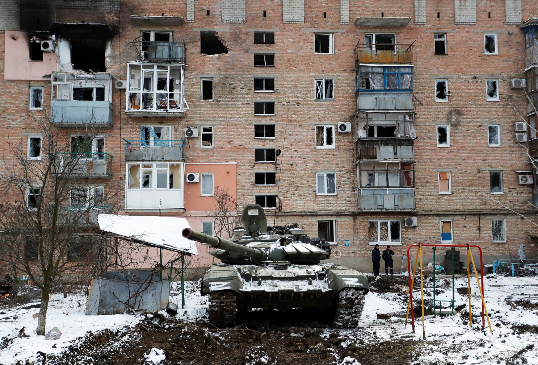 A look into devastated town of Volnovakha, Ukraine | Daily Sabah