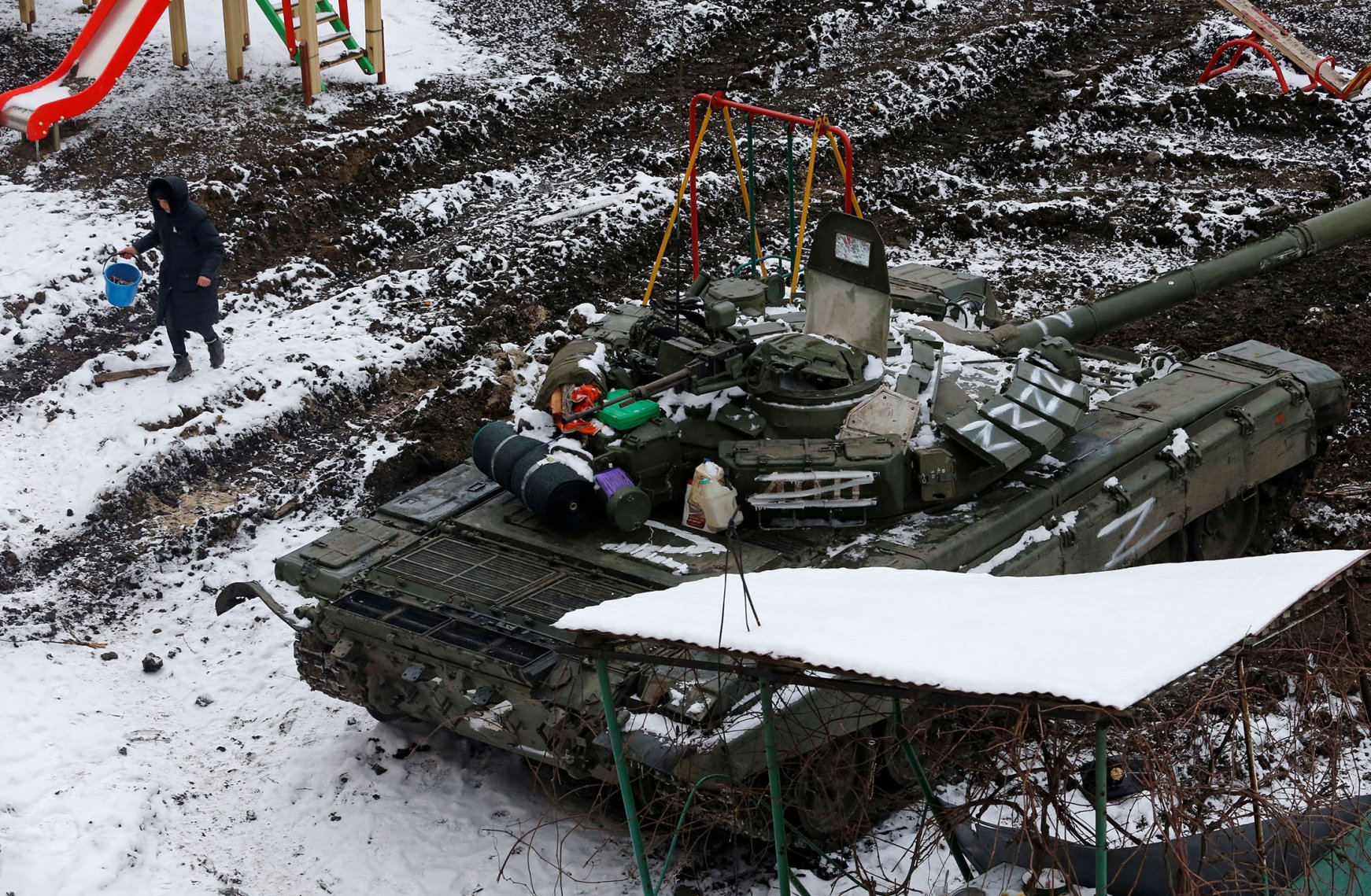 A look into devastated town of Volnovakha, Ukraine | Daily Sabah