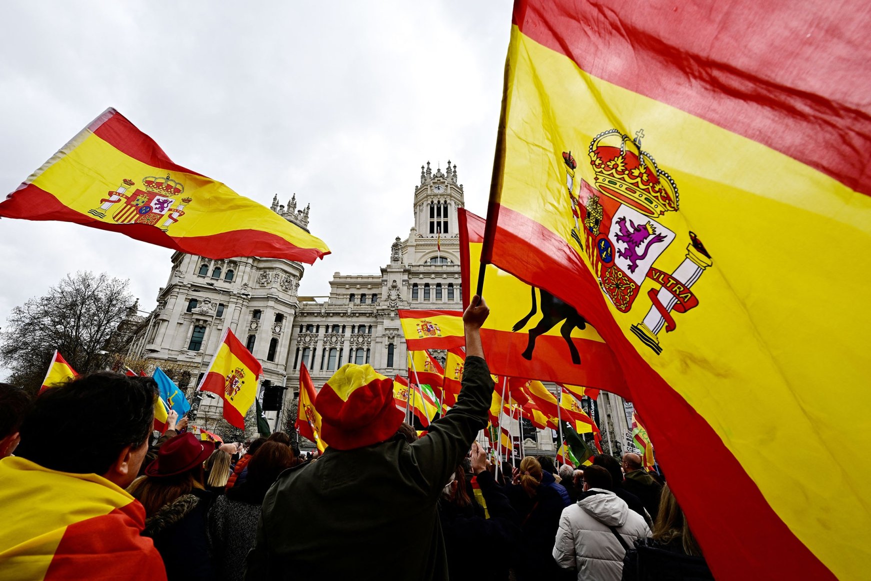 Spain hit by yet another mass protest over rising prices | Daily Sabah