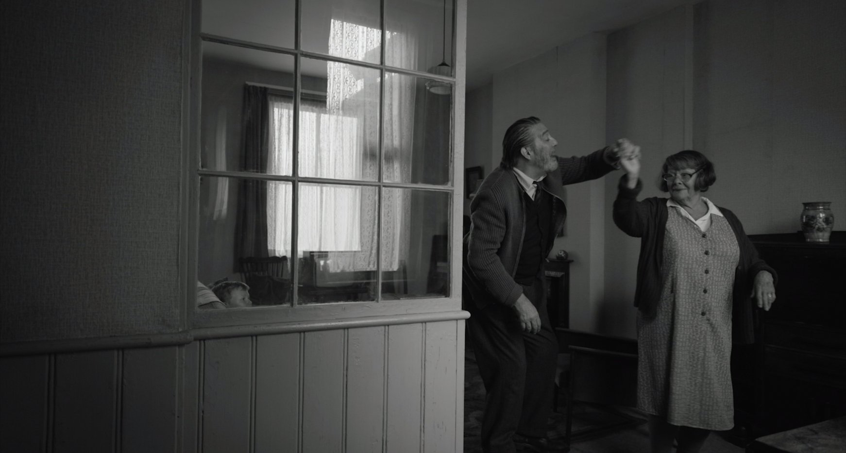 Best shots from Oscar-nominated 'Belfast' | Daily Sabah