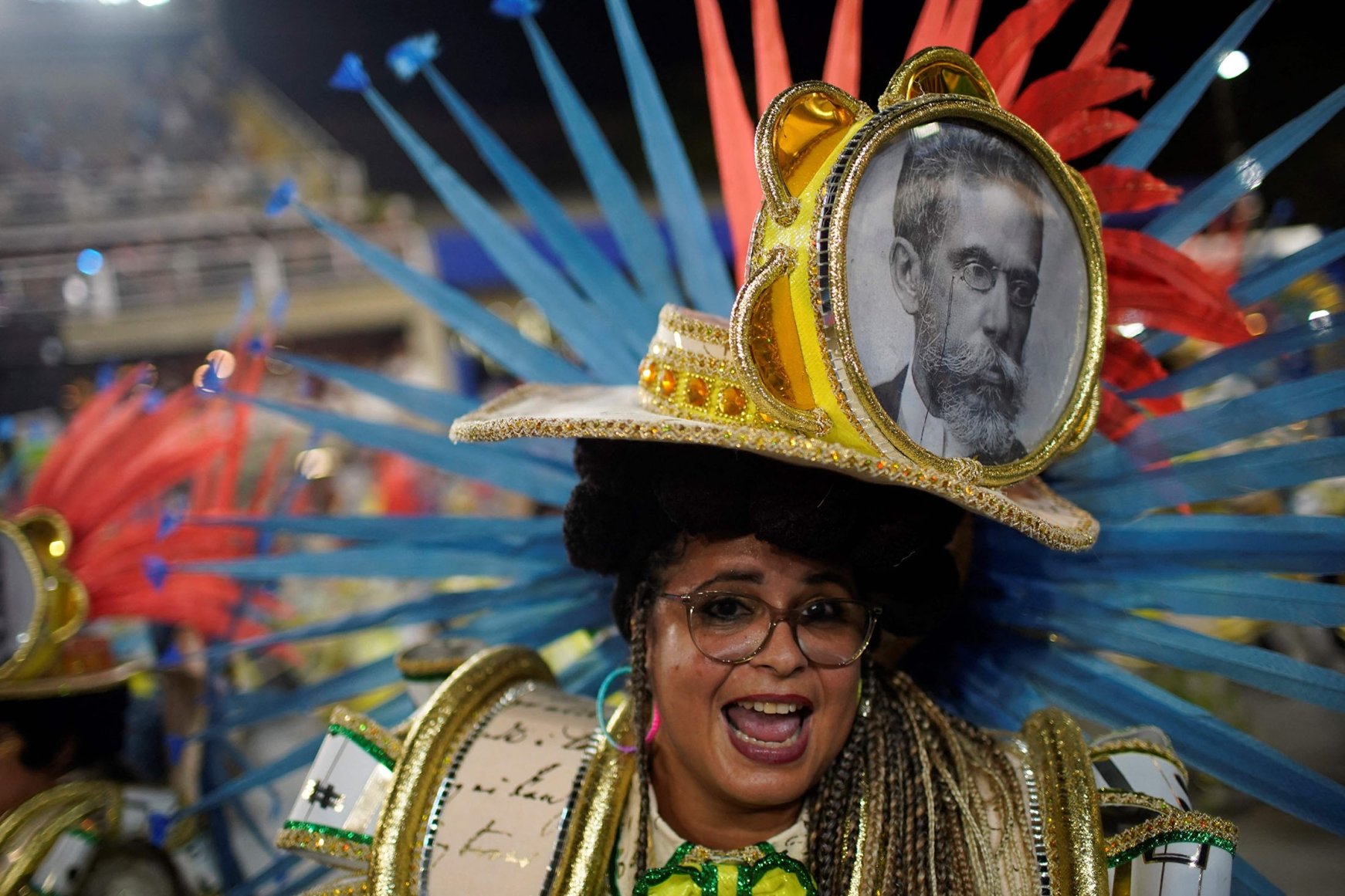 Feathers, headpieces and samba: Rio Carnival back in full force | Daily ...
