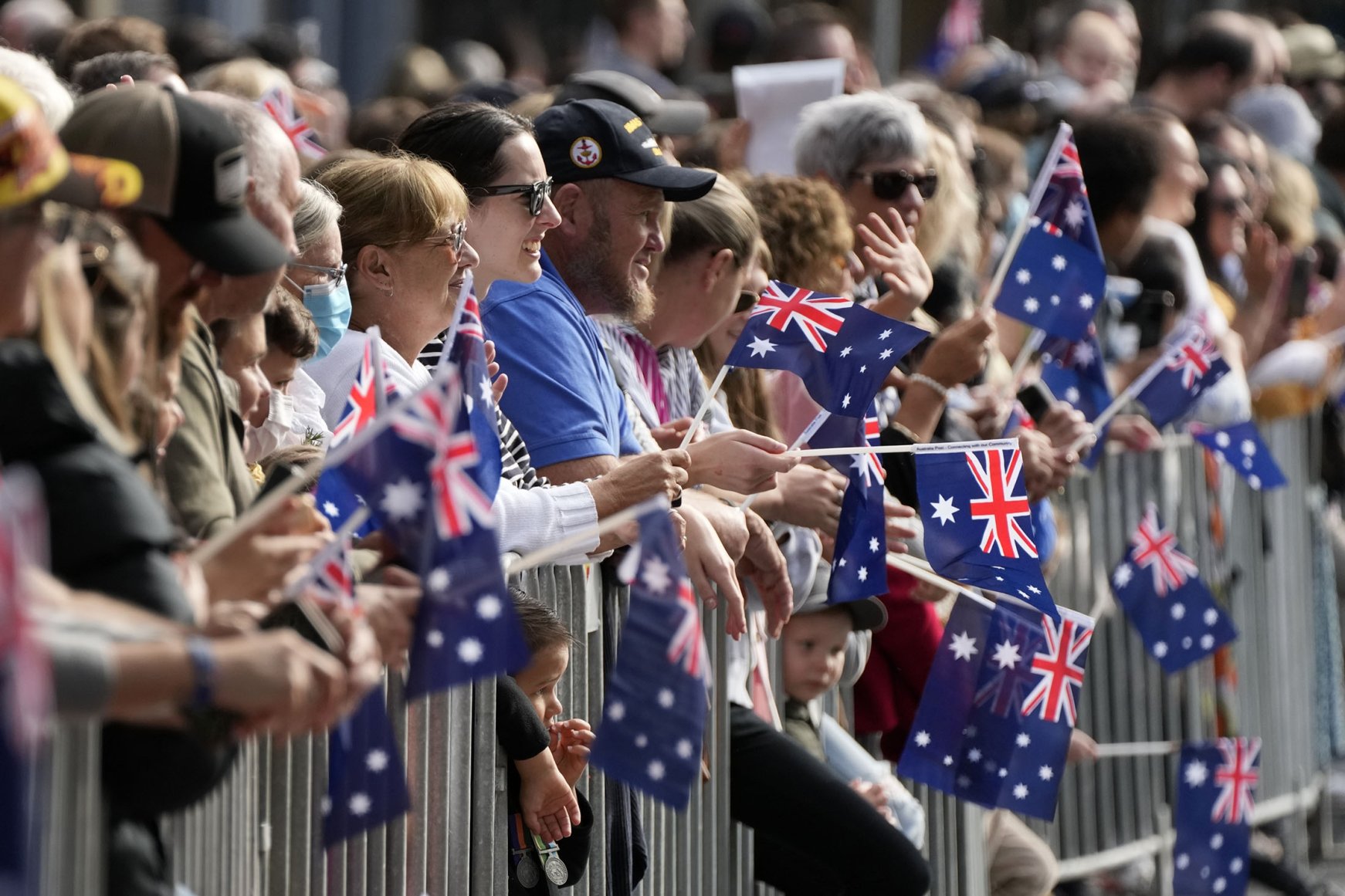 Dawn service and commemorations for Anzac Day | Daily Sabah