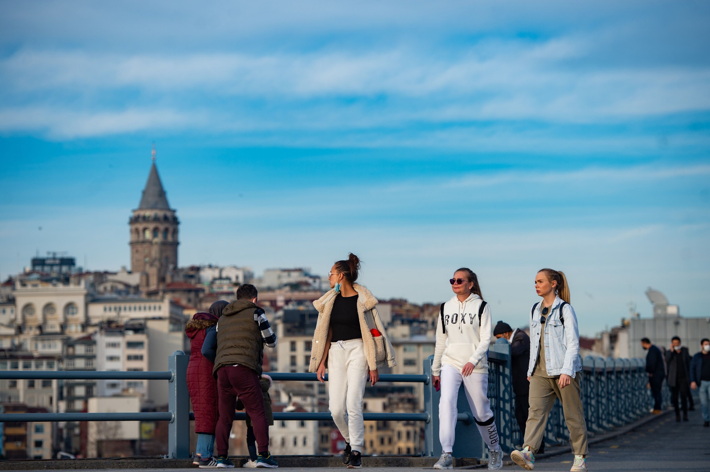 Tourists make big Istanbul comeback as foreign arrivals soar | Daily Sabah