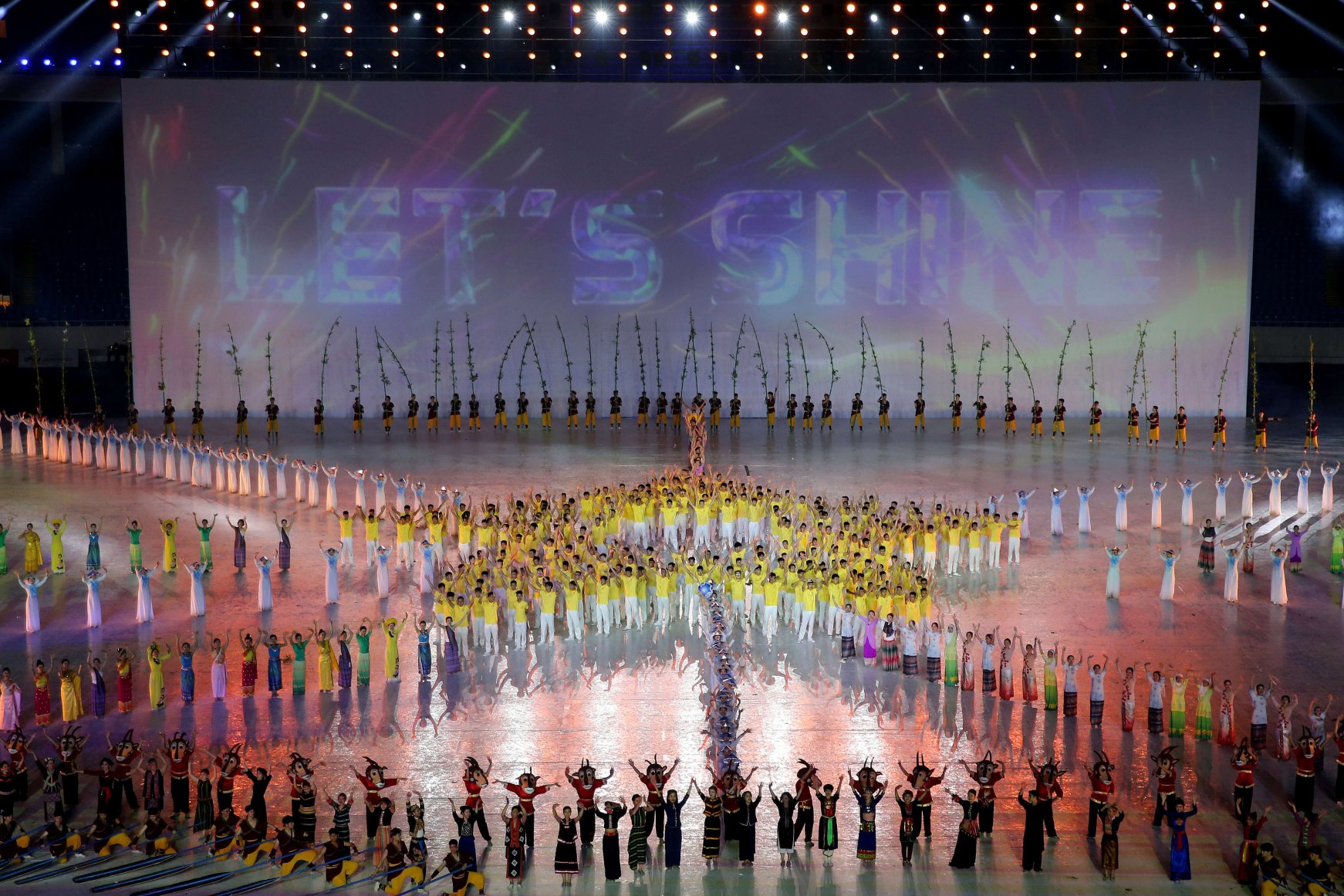 Southeast Asian Games open with style in Vietnam | Daily Sabah