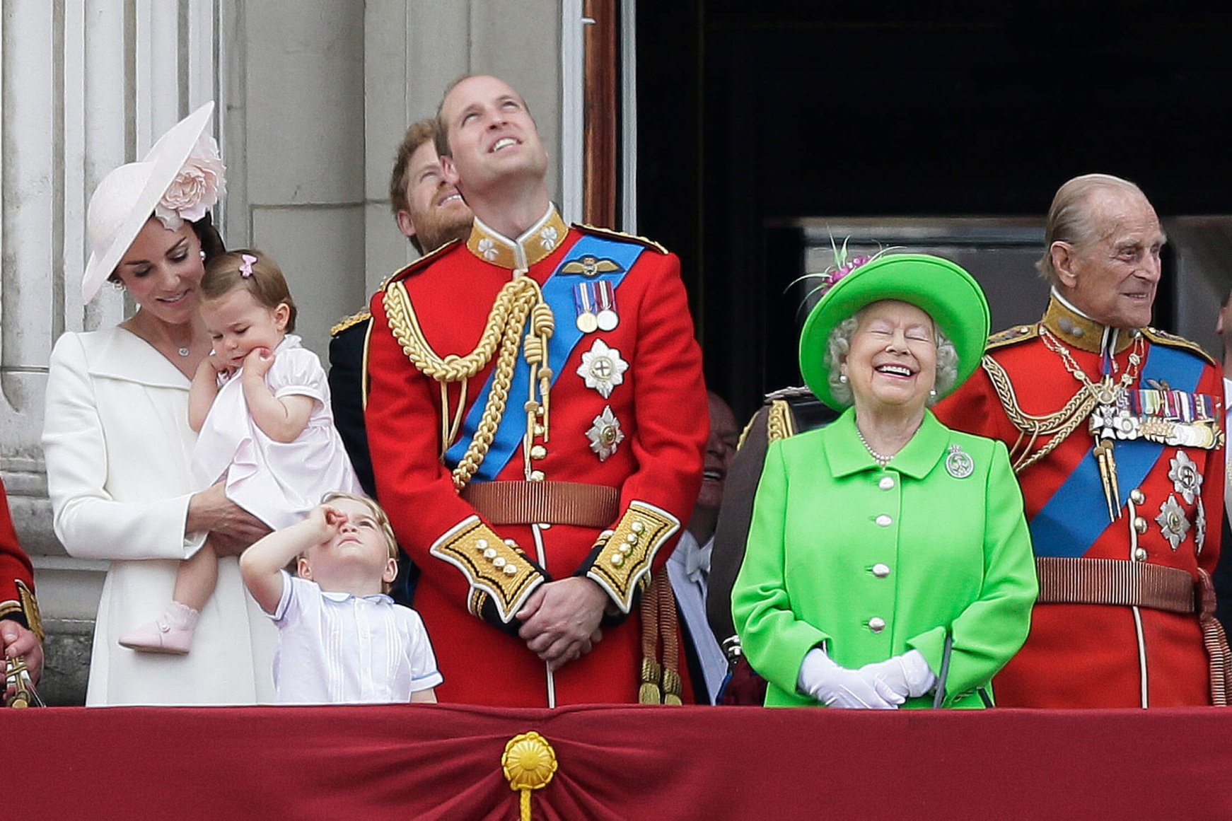 A look back at Queen Elizabeth II's royal style | Daily Sabah