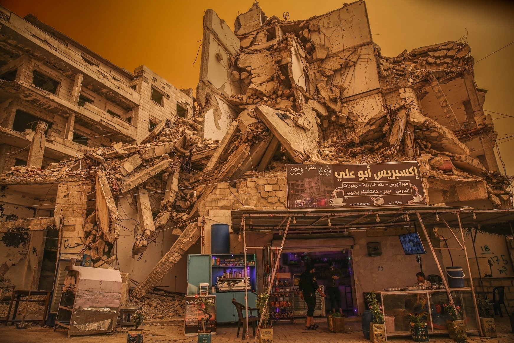 Fierce sandstorm takes hold of Syria's Idlib with orange vistas | Daily ...
