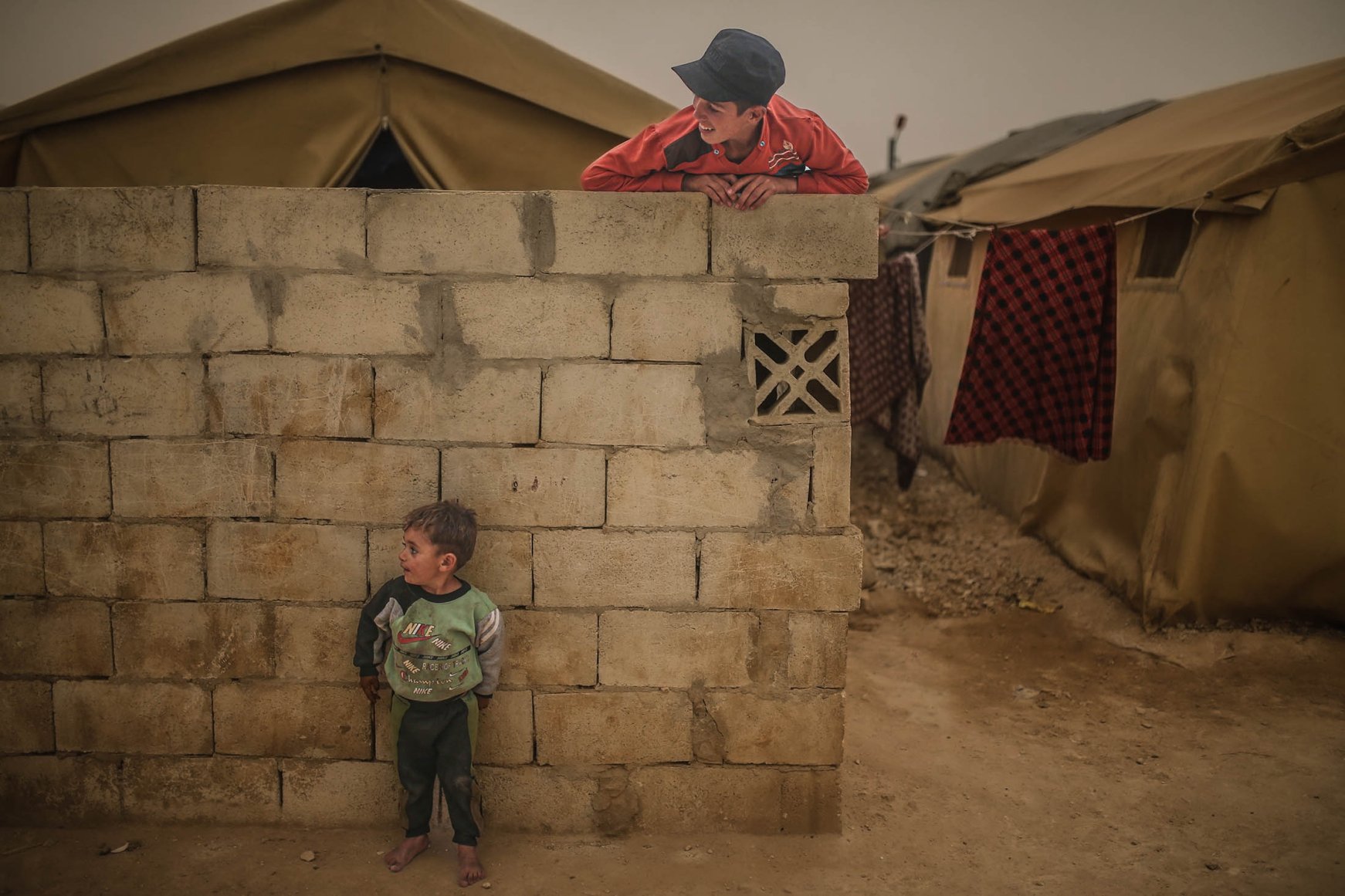 Fierce sandstorm takes hold of Syria's Idlib with orange vistas | Daily ...