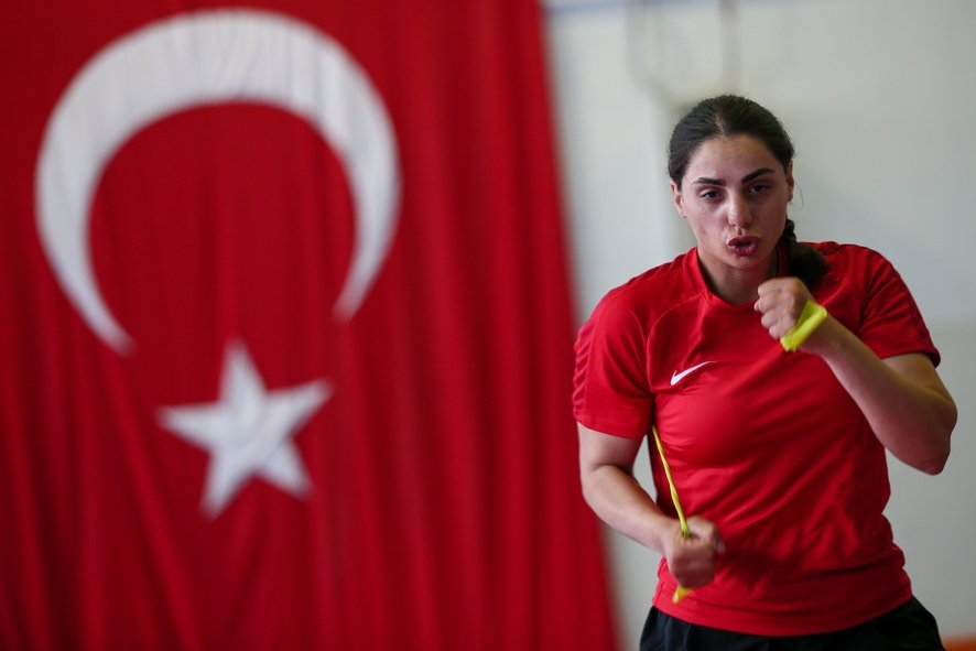 Champion female Turkish athletes learn to become officer trainers ...