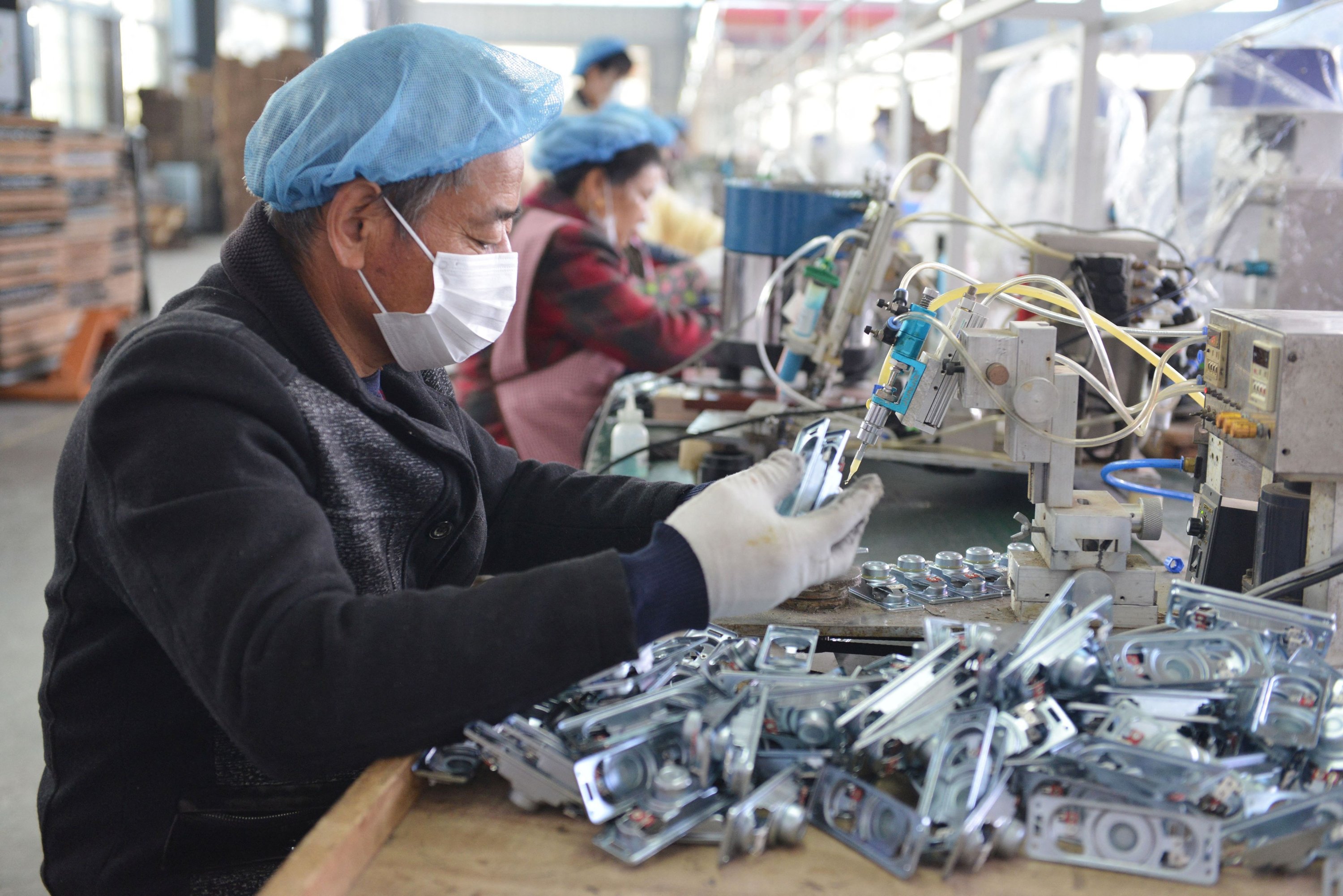 Asia's factory output weakens on global slowdown, China COVID-19 curbs ...