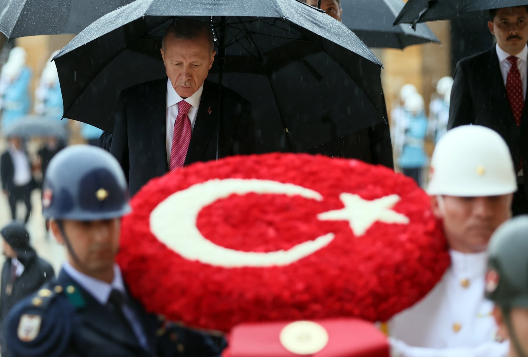 Erdoğan takes oath as Türkiye's president in ceremony | Daily Sabah