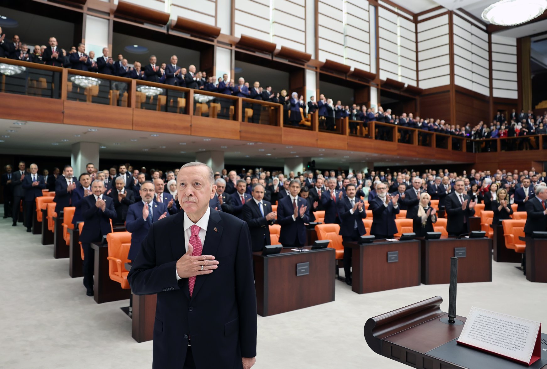 Erdoğan takes oath as Türkiye's president in ceremony | Daily Sabah