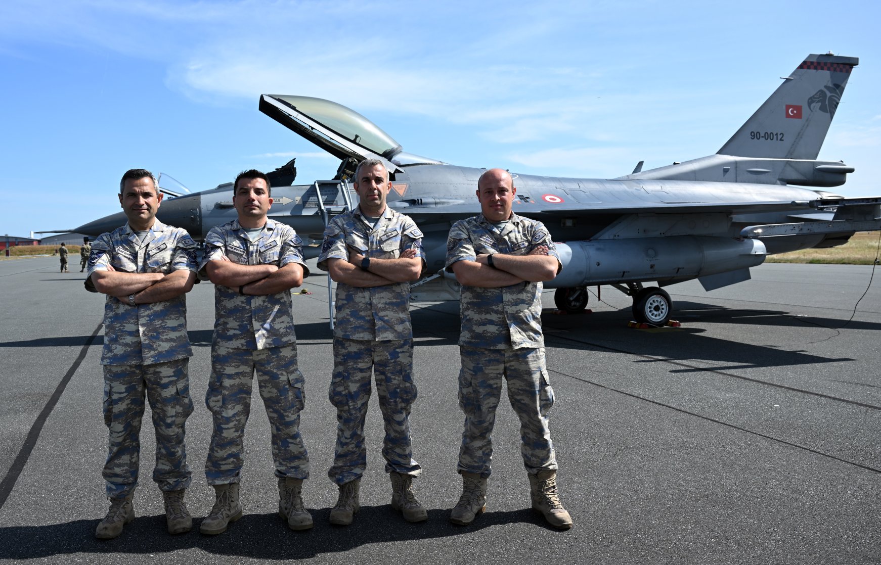 Turkish pilots receive praise in NATO's biggest-ever air drills | Daily ...