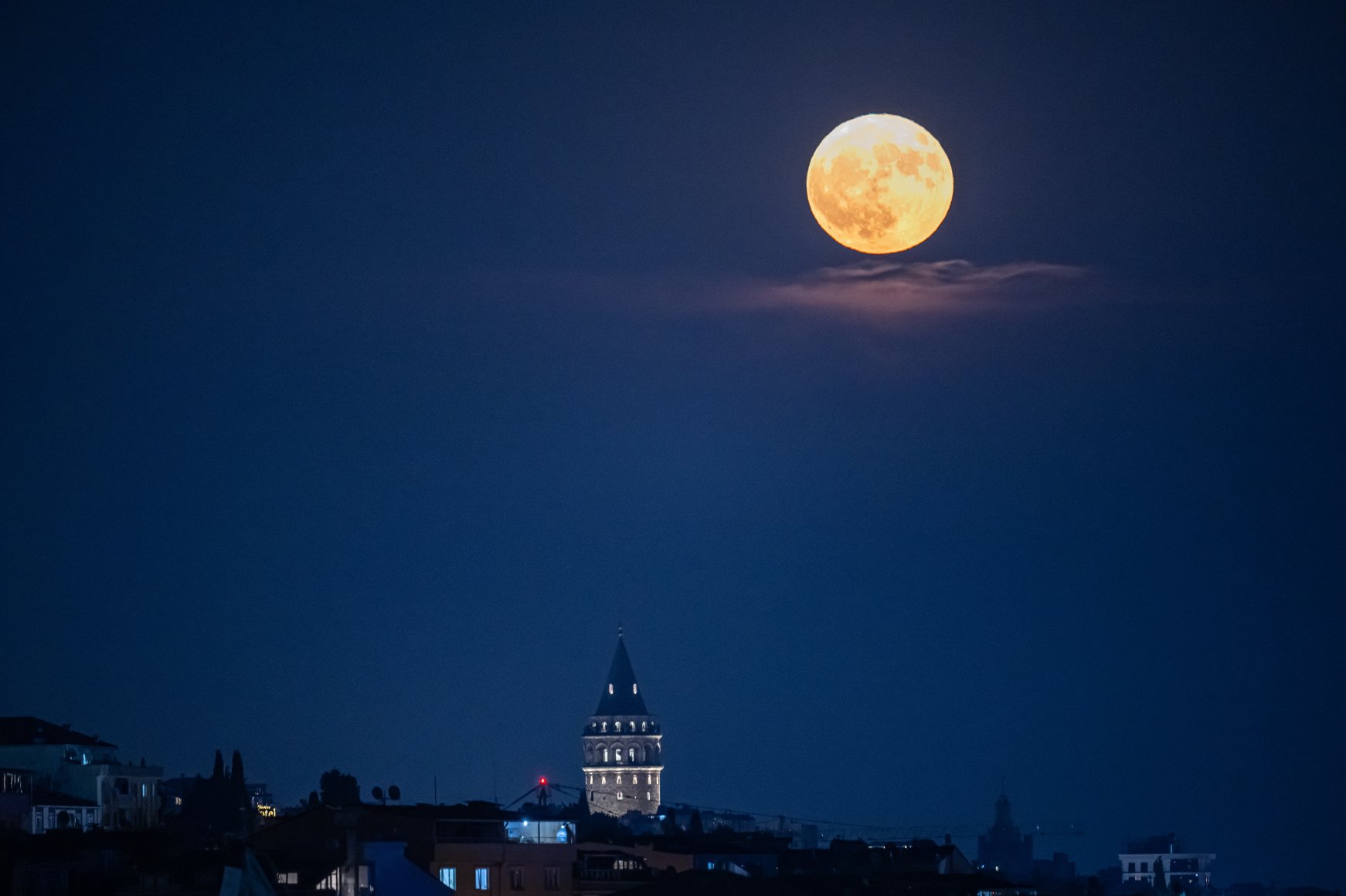Supermoon illuminates skies across world | Daily Sabah
