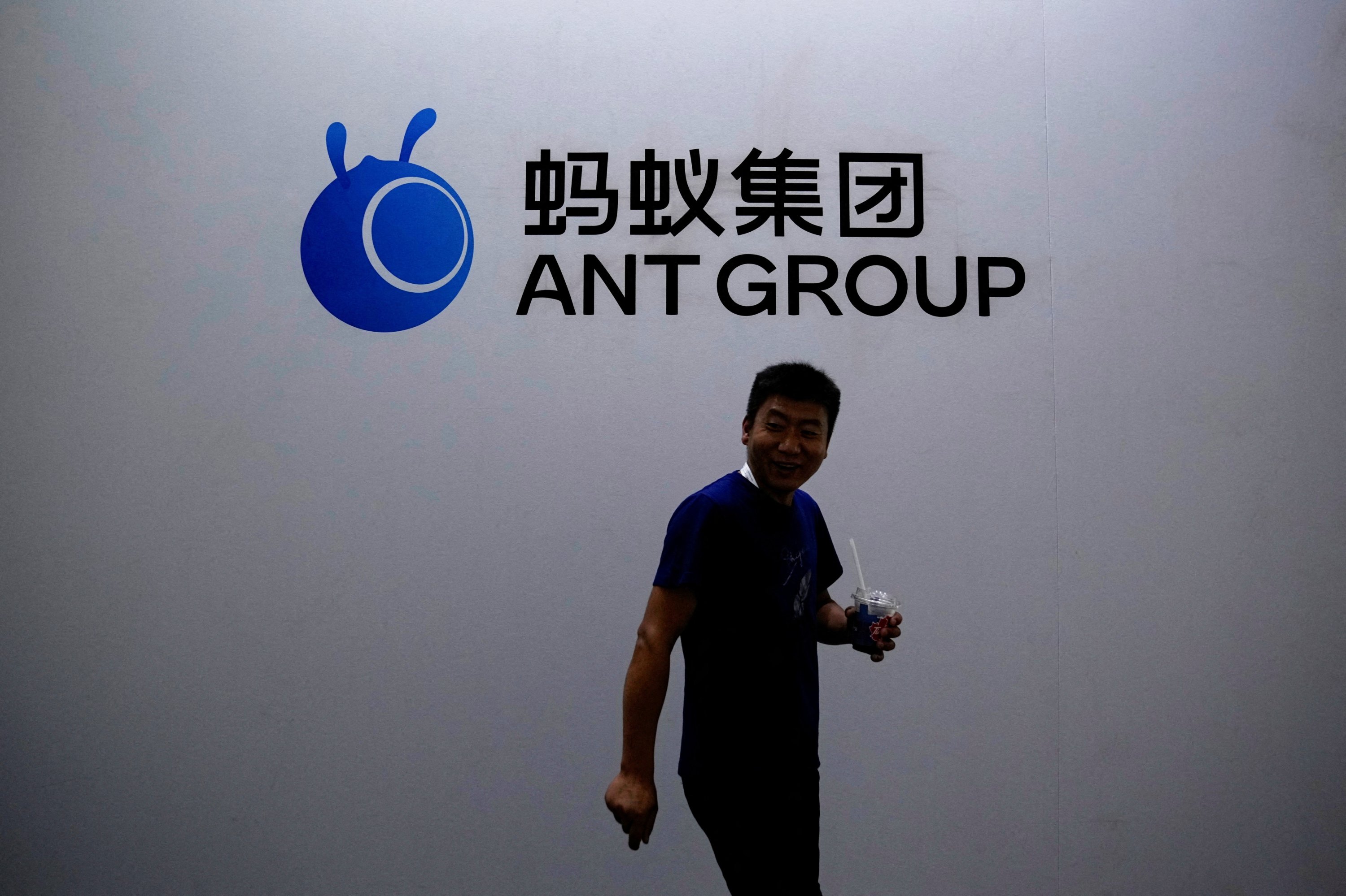 China hands $984M fine to country's largest fintech Ant Group | Daily Sabah
