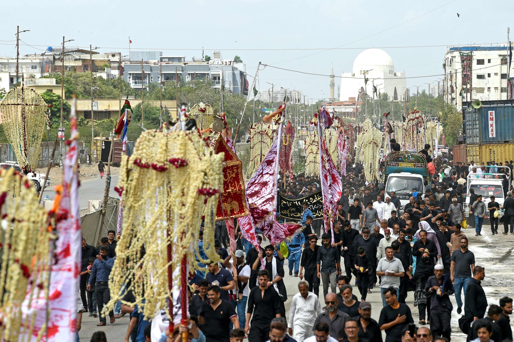 Shiite Muslims start performing rituals ahead of Ashura | Daily Sabah