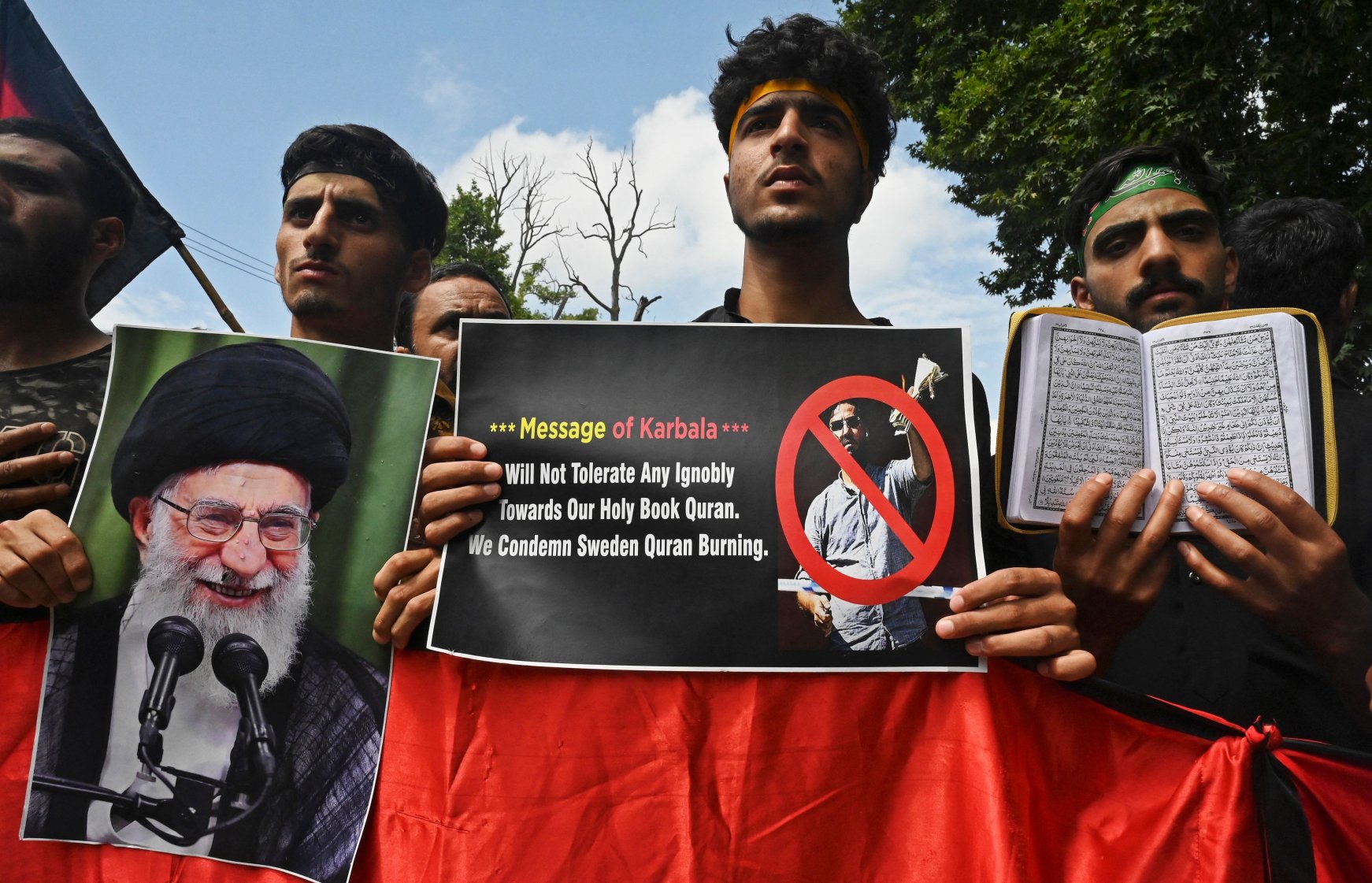 Shiite Muslims start performing rituals ahead of Ashura | Daily Sabah