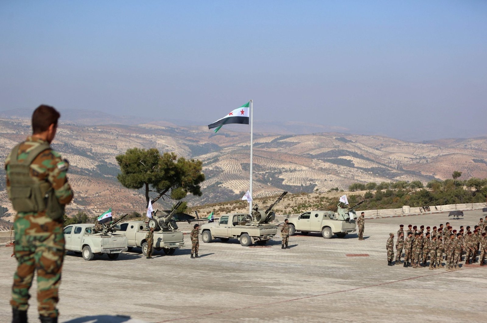 YPG attack kills 5 Syrian National Army soldiers in Syria | Daily Sabah
