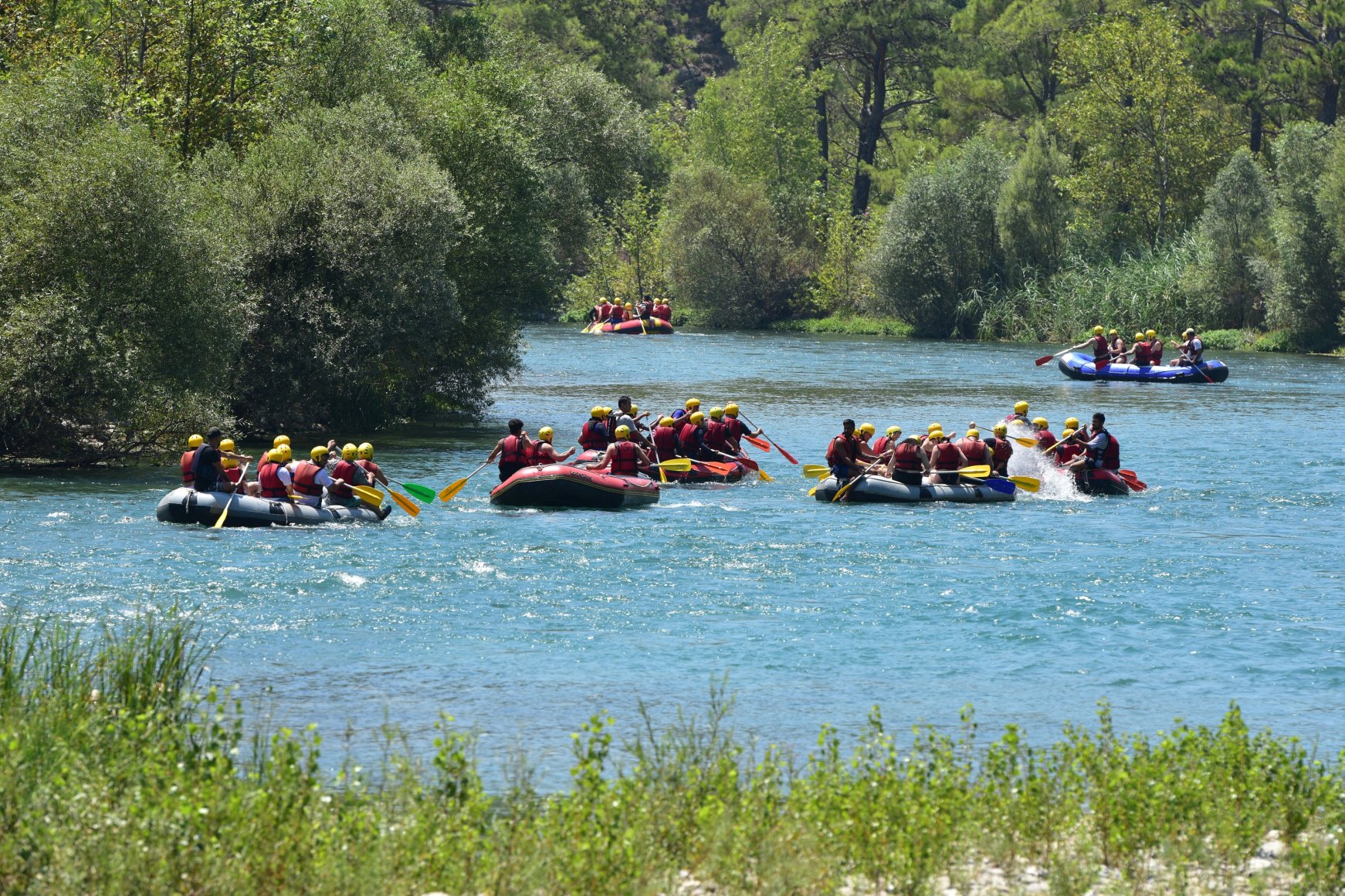 Adrenaline lovers feel rafting excitement in Türkiye's Köprüçay | Daily ...