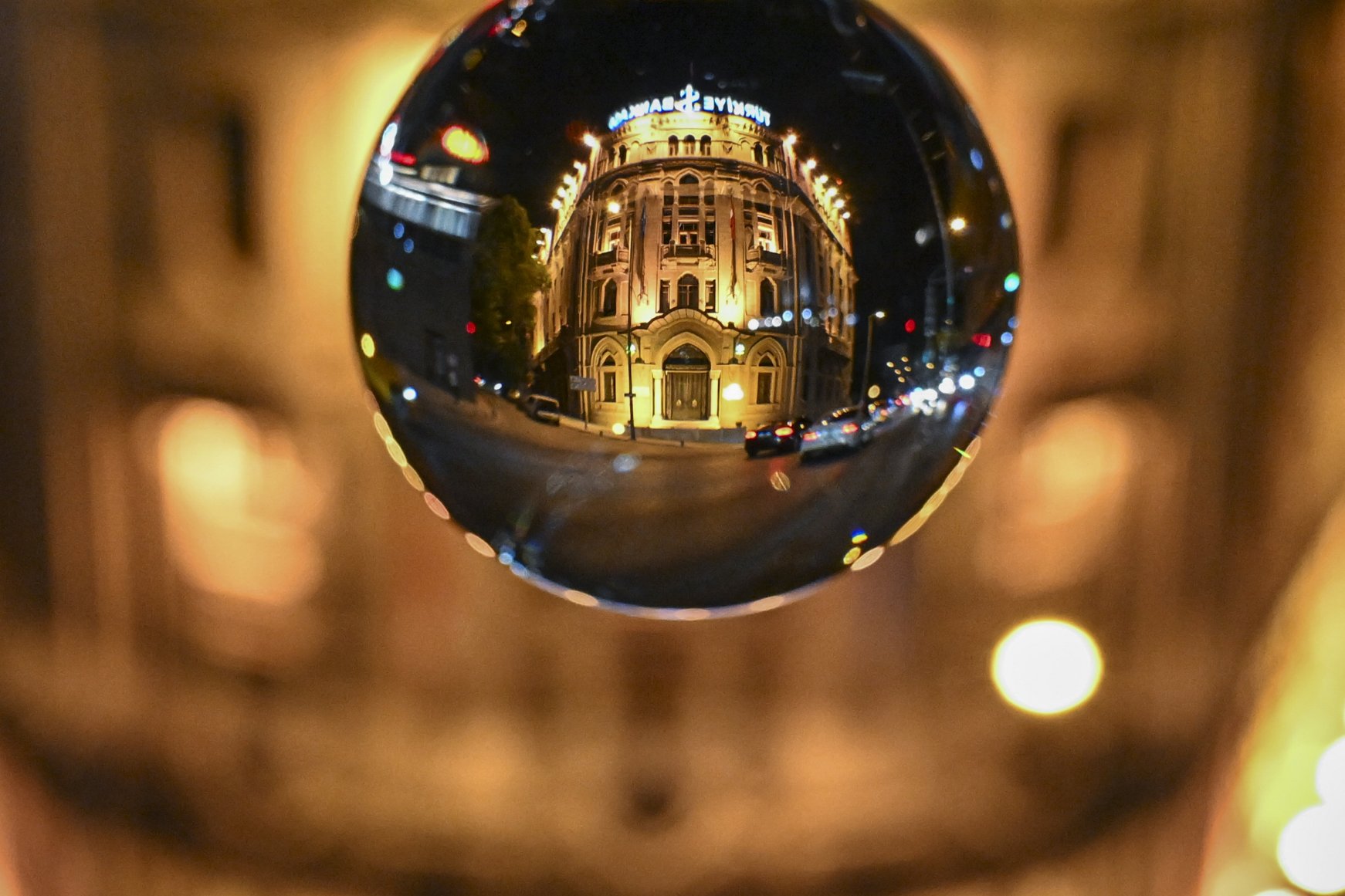 Photos of Ankara's iconic structures reflected on crystal spheres ...