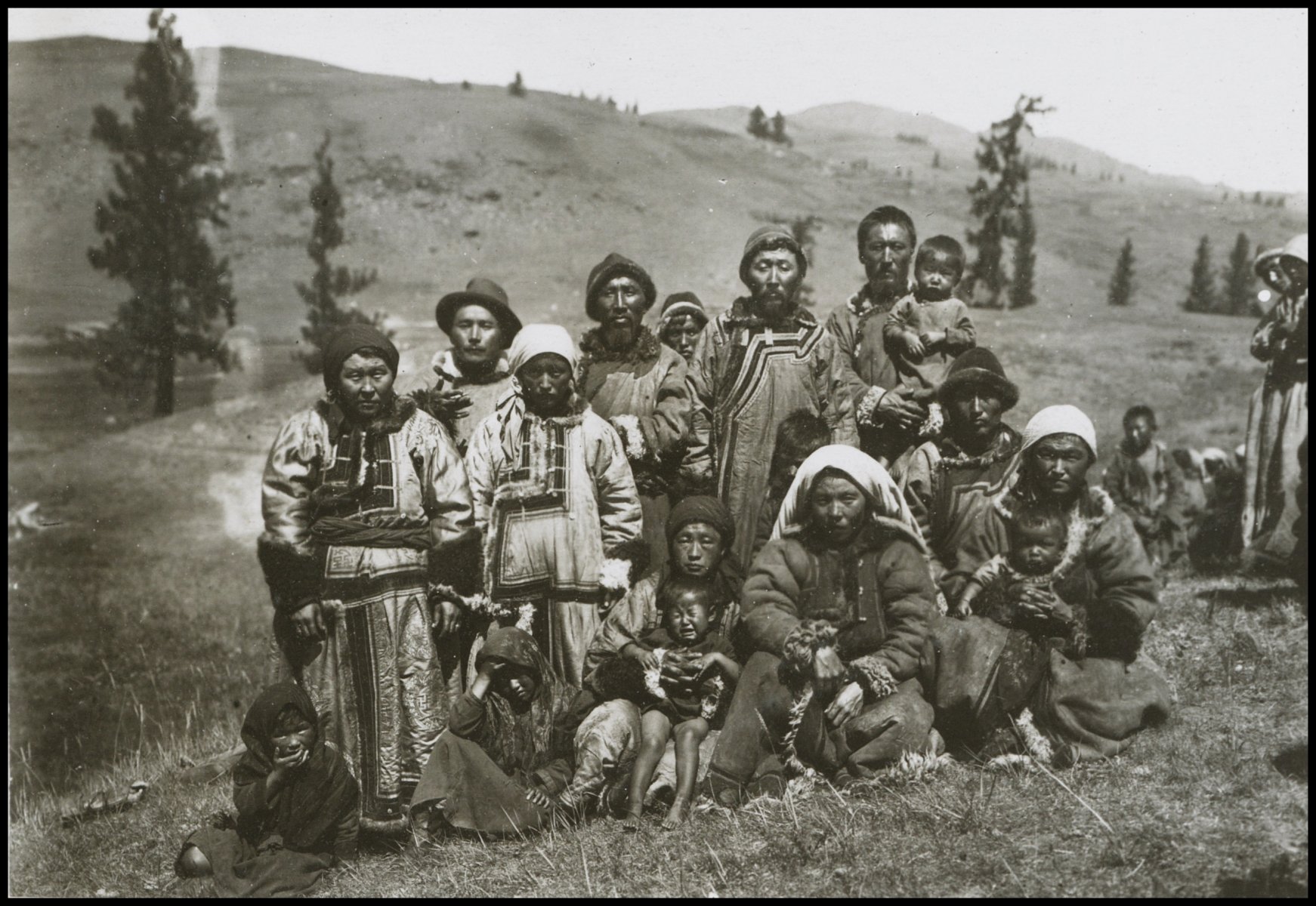 111-year-old photos of Turkish tribes preserved in State Archives ...