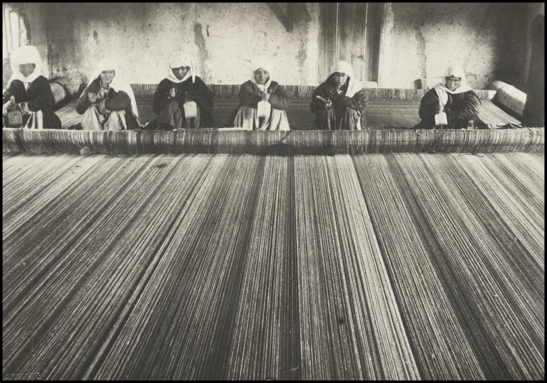 111-year-old photos of Turkish tribes preserved in State Archives ...