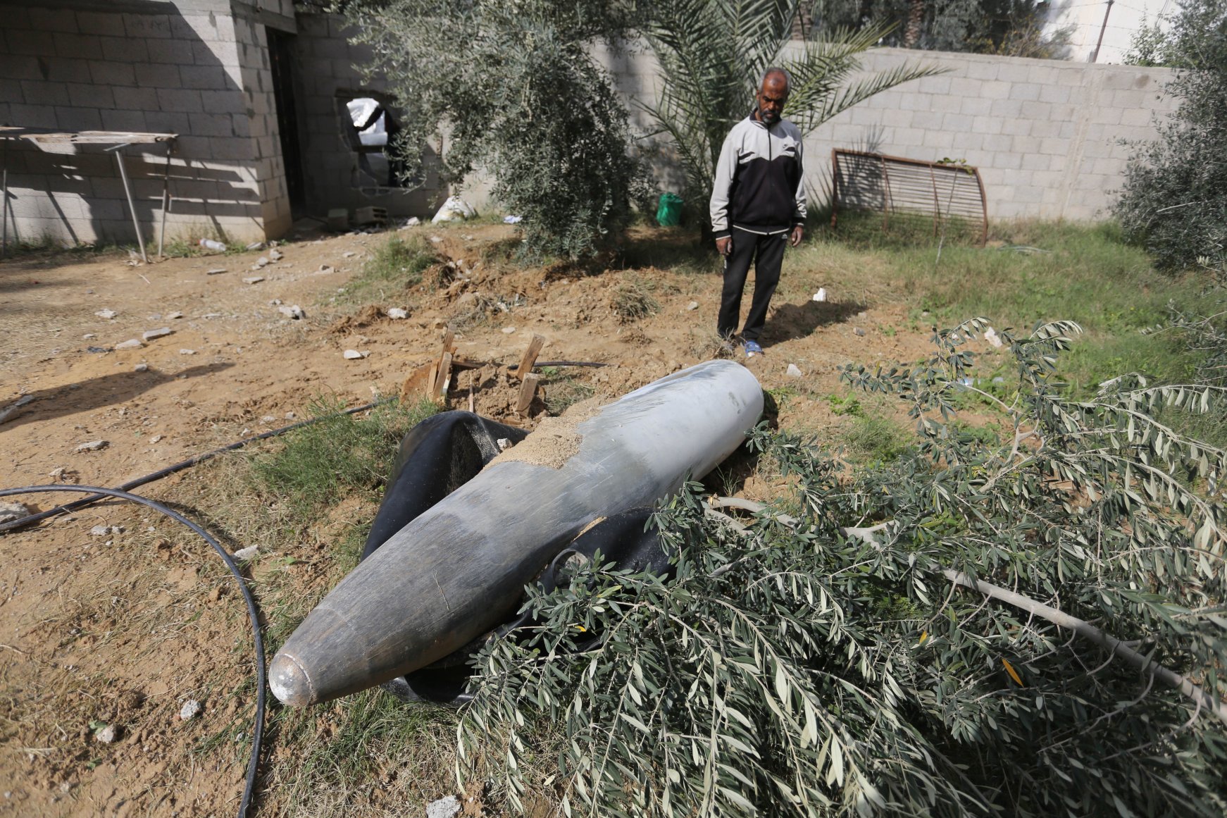 Gaza threat from unexploded bombs | Daily Sabah