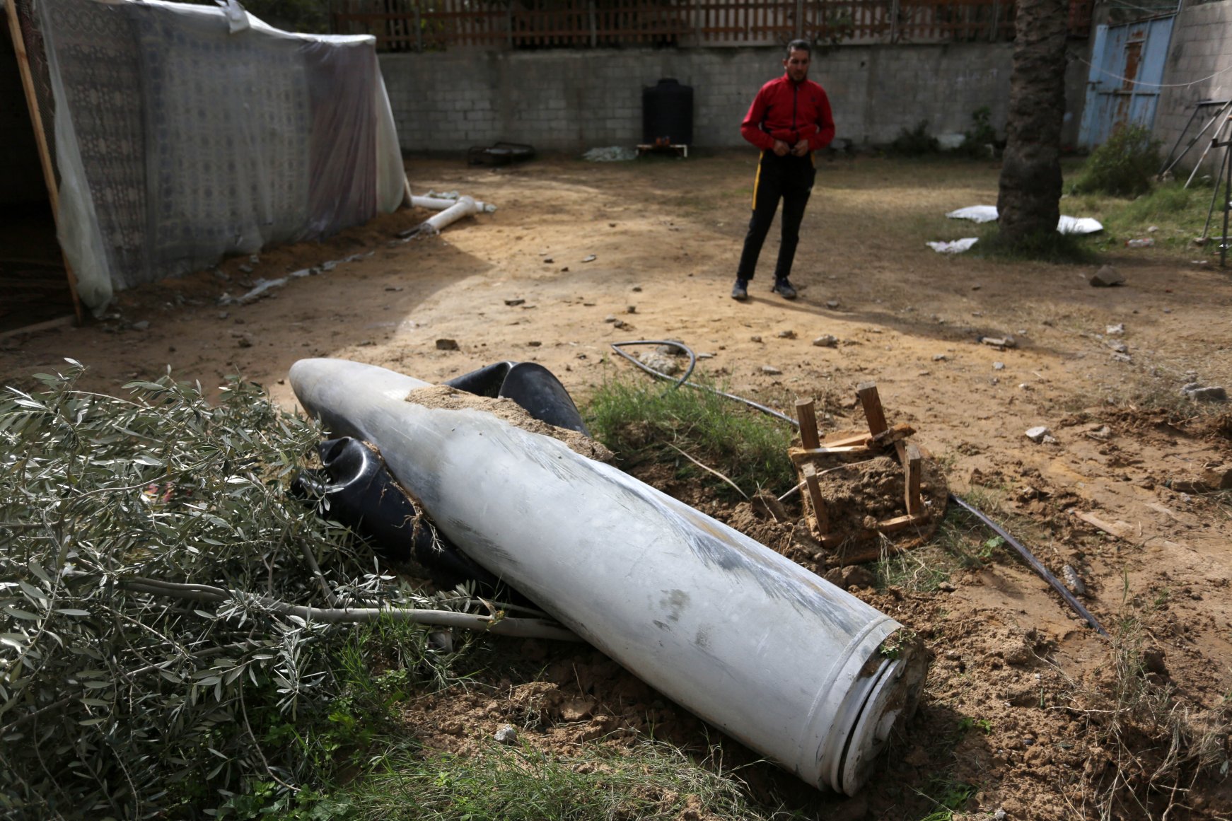 Gaza threat from unexploded bombs | Daily Sabah