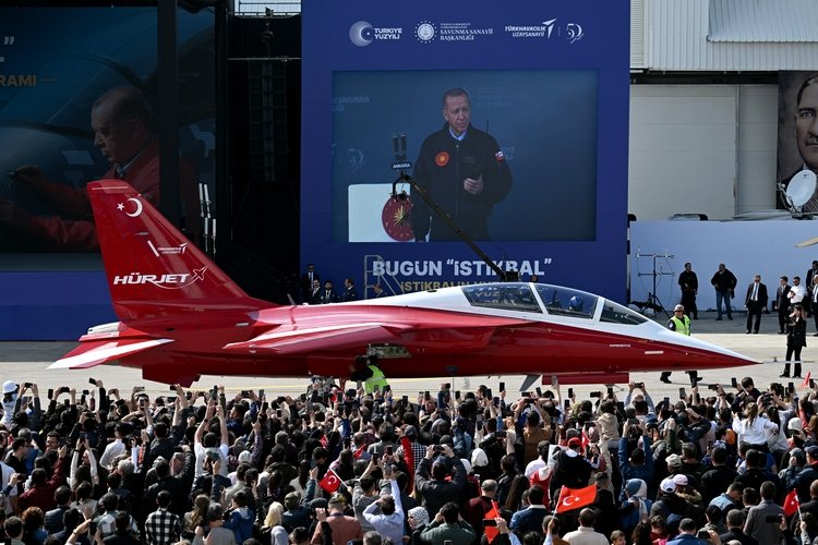9 domestically-developed Turkish aircraft took flight in 10 years ...