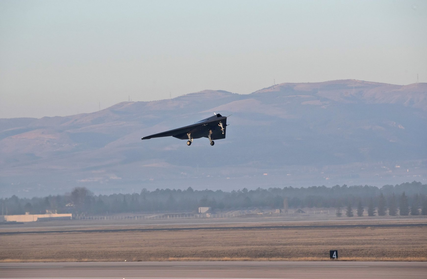 9 domestically-developed Turkish aircraft took flight in 10 years ...