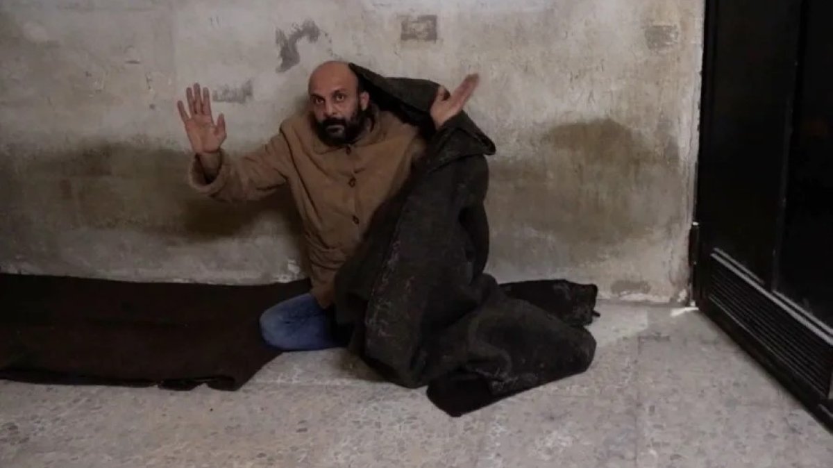 Freed Syrian prisoner in CNN video identified as Assad's intel officer ...