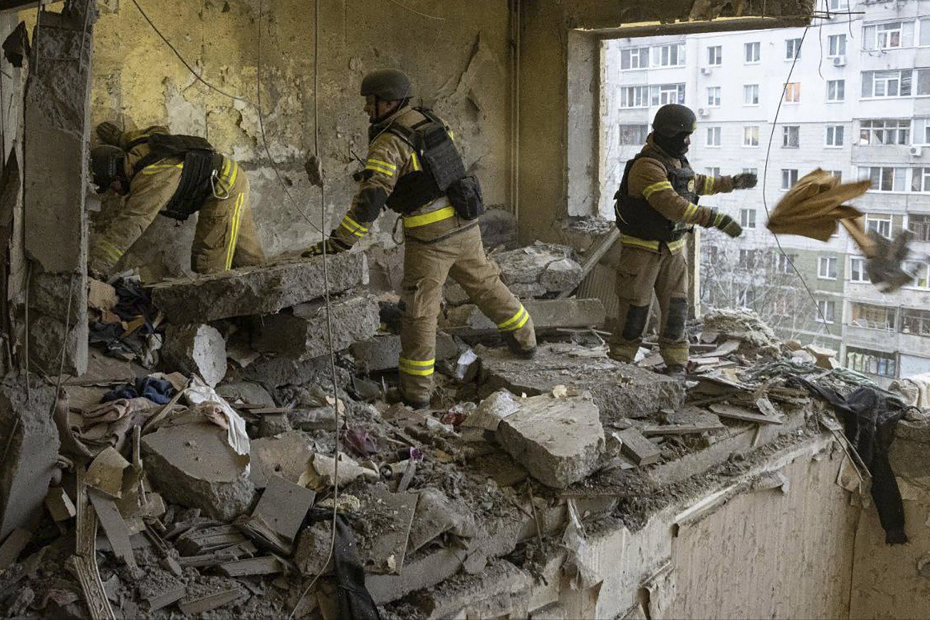 Russian drone strike in northeastern Ukraine's Sumy kills at least 4 ...