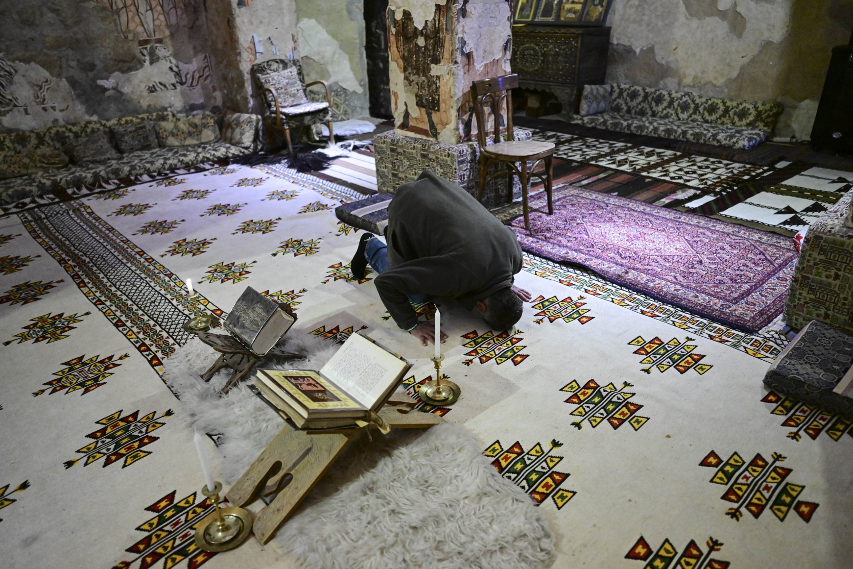 Ancient Mar Musa monastery welcomes visitors amid Syria's new era ...