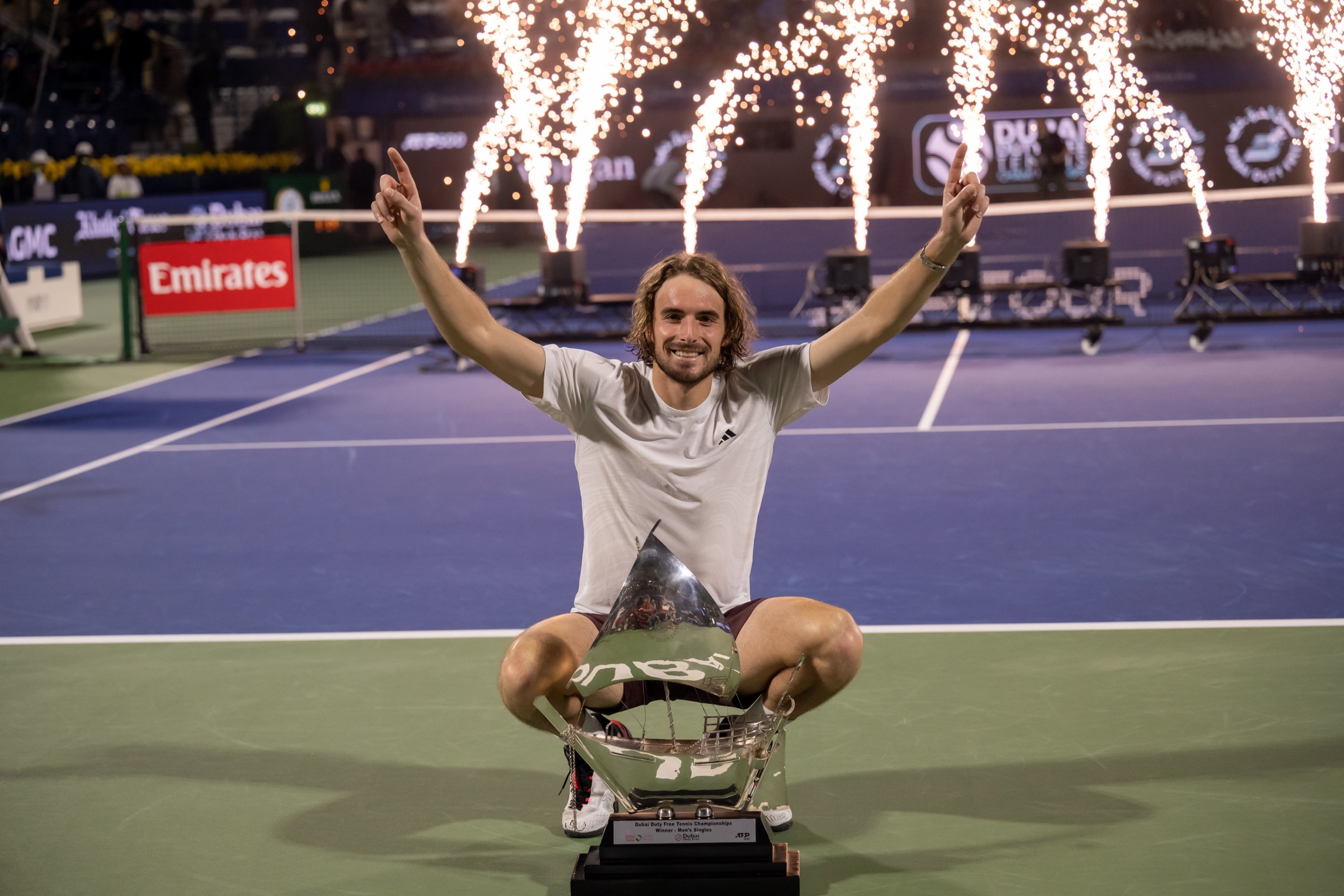 Tsitsipas ends trophy jinx as 'mystery' racket inspires Dubai win ...