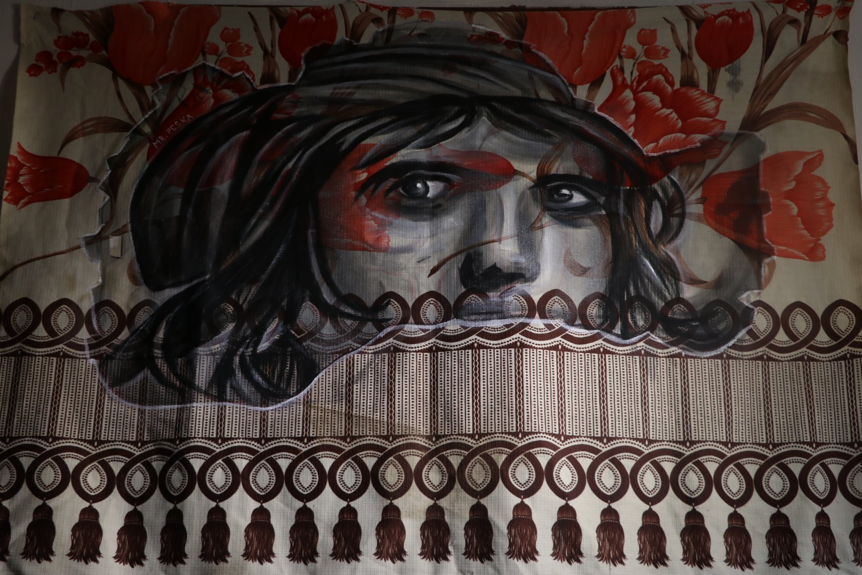 Turkish artist revives old carpets through art | Daily Sabah