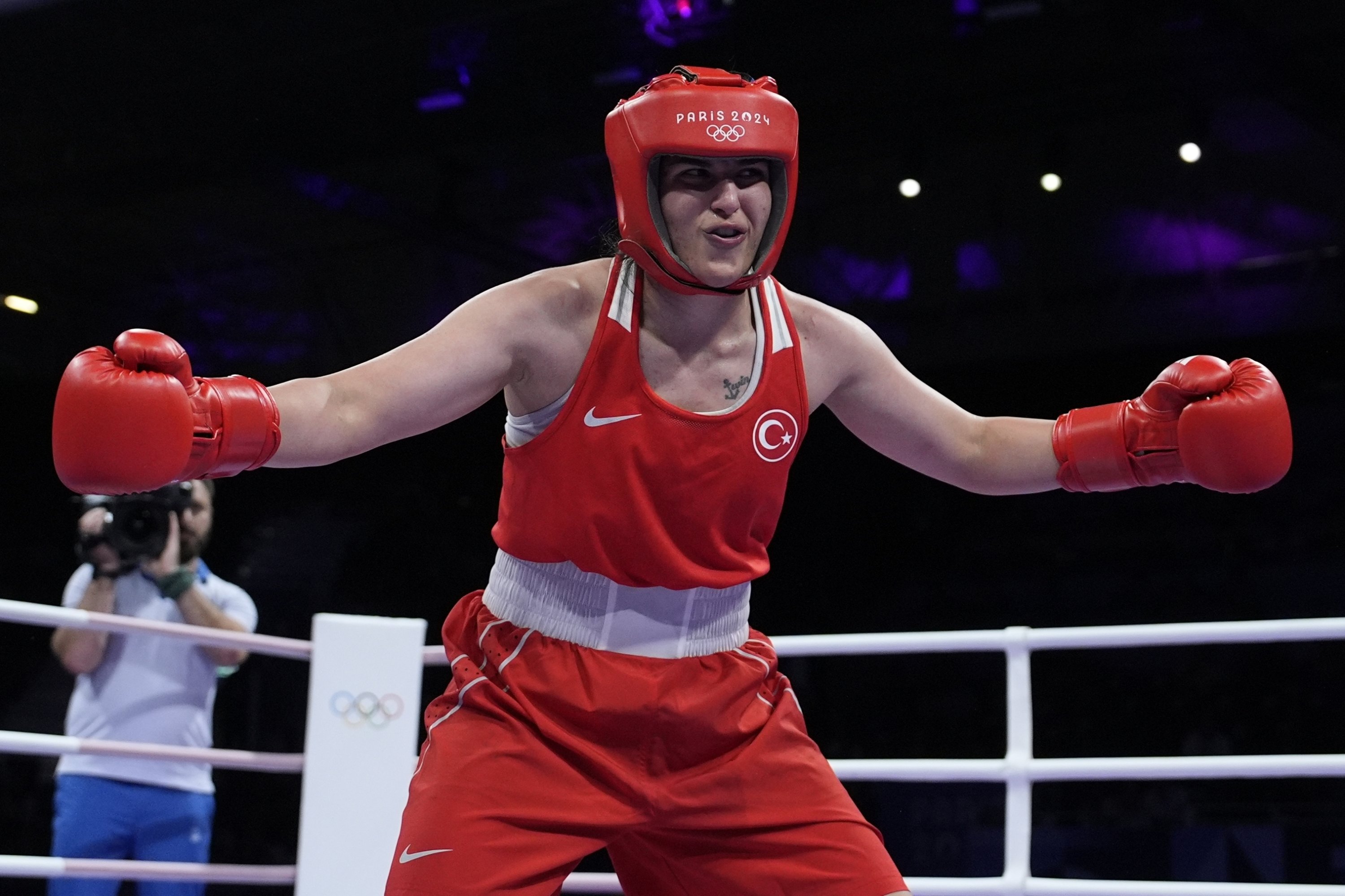 Turkish boxing trio punches way into World Championship quarters ...
