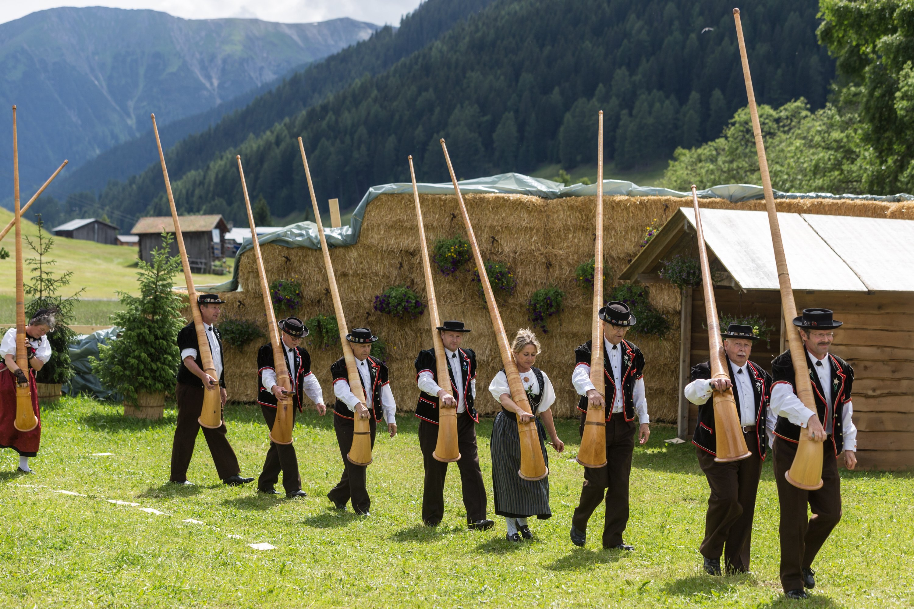 UNESCO adds Swiss yodeling to intangible heritage list | Daily Sabah