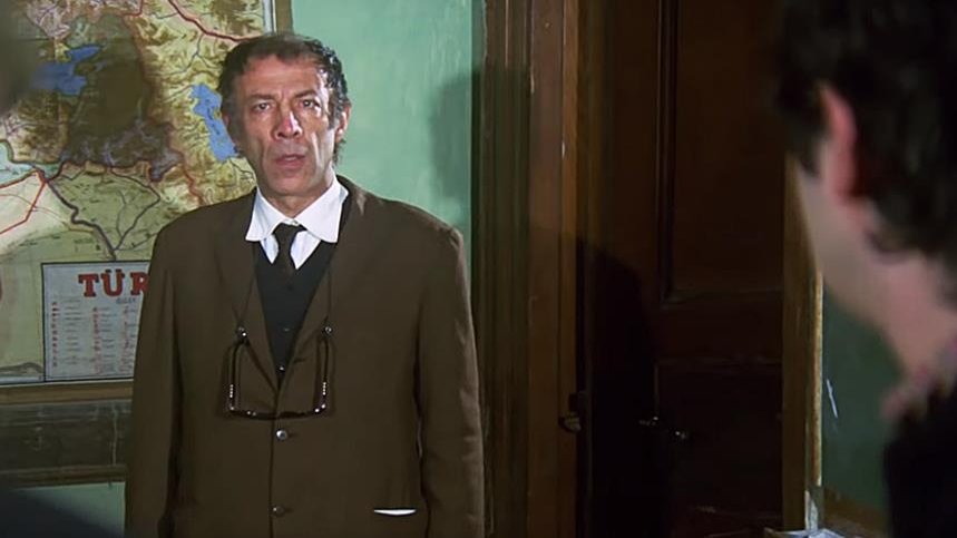 8 years on, Türkiye marks legacy of actor Münir Özkul | Daily Sabah